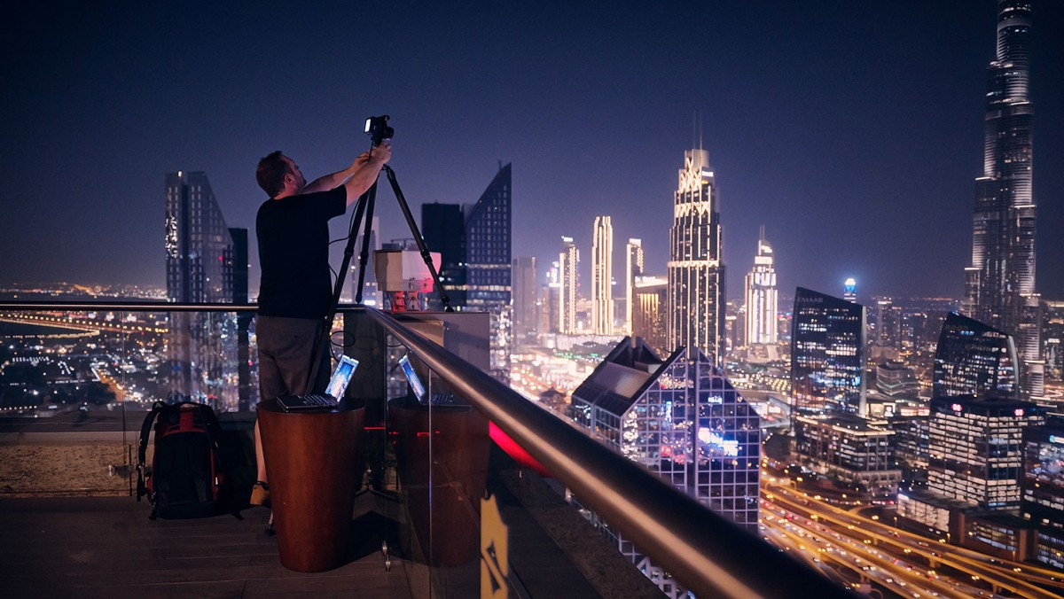 The Phase One XT 70mm Tilt Lens - Dubai Cityscapes tethered to Apple's ...