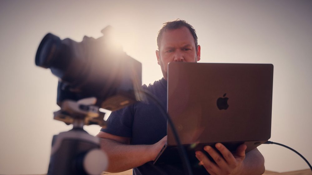 The Phase One XT 70mm Tilt Lens - Dubai Cityscapes tethered to Apple's ...
