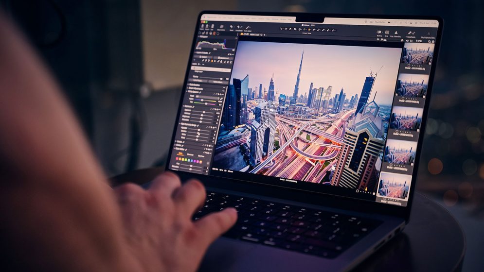 The Phase One XT 70mm Tilt Lens - Dubai Cityscapes tethered to Apple's ...