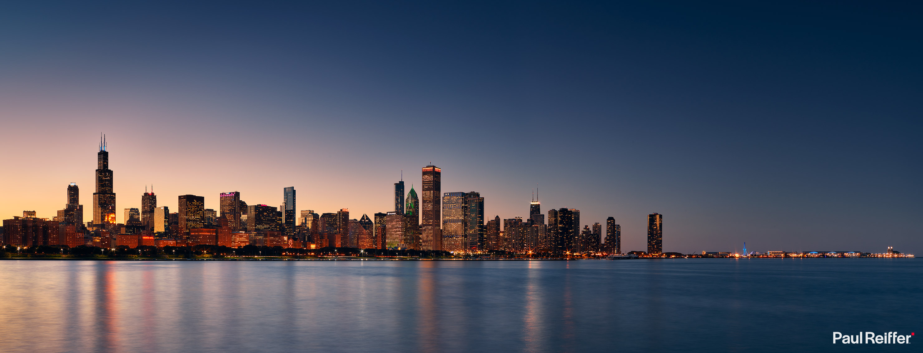 LondonHouse Chicago - A Blockbuster View of the Windy Cityscape | Paul ...