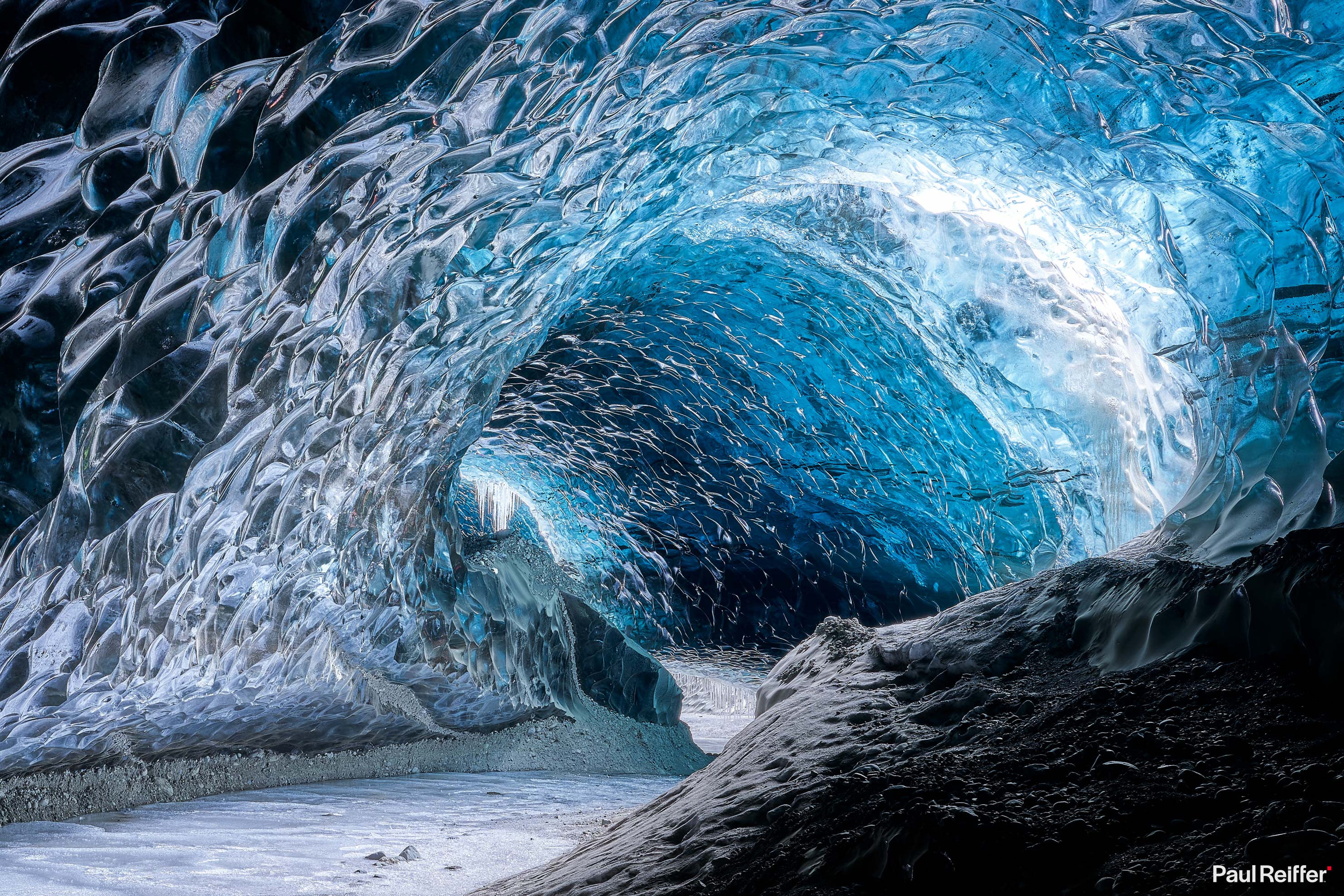 Echoes of the Past – The Shifting Ice Caves of a Shrinking Glacier ...