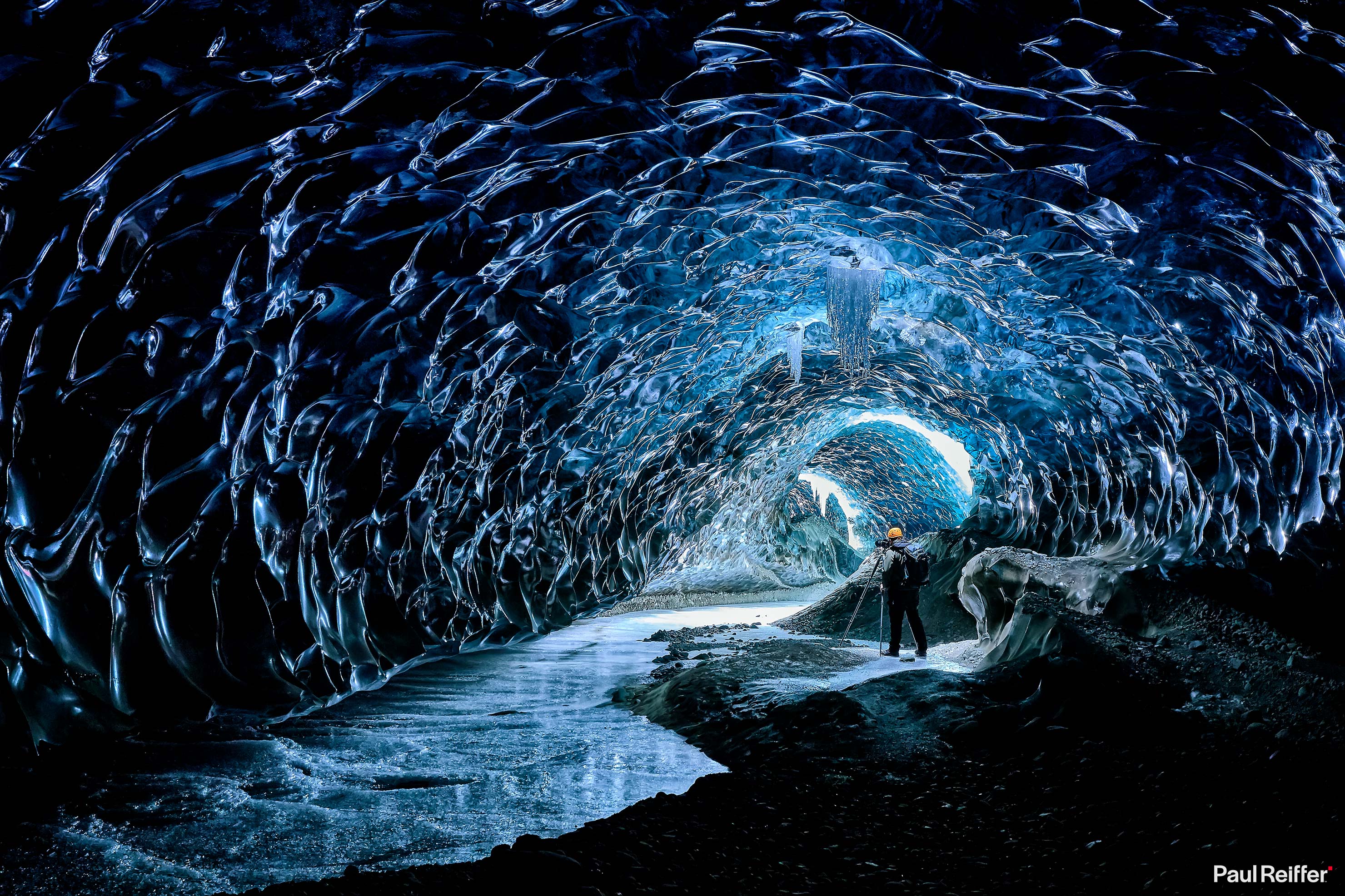 Echoes of the Past – The Shifting Ice Caves of a Shrinking Glacier ...
